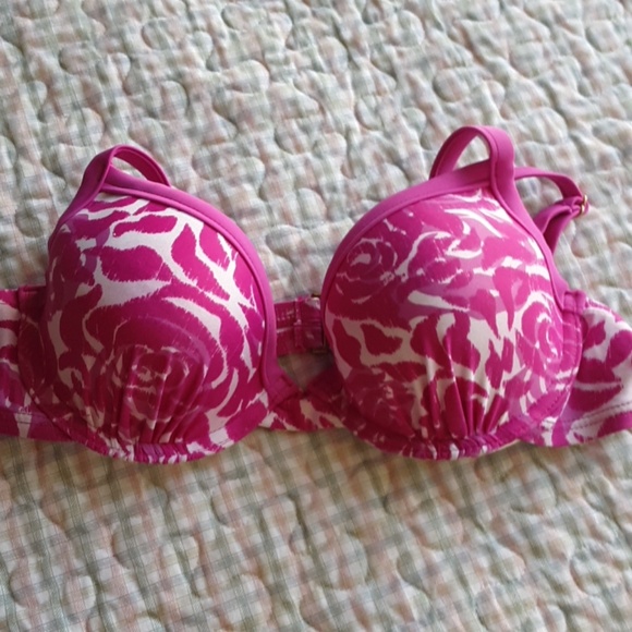 Maidenform | Swim | Maidenform Comfort Lift Bikini Top 34c | Poshmark